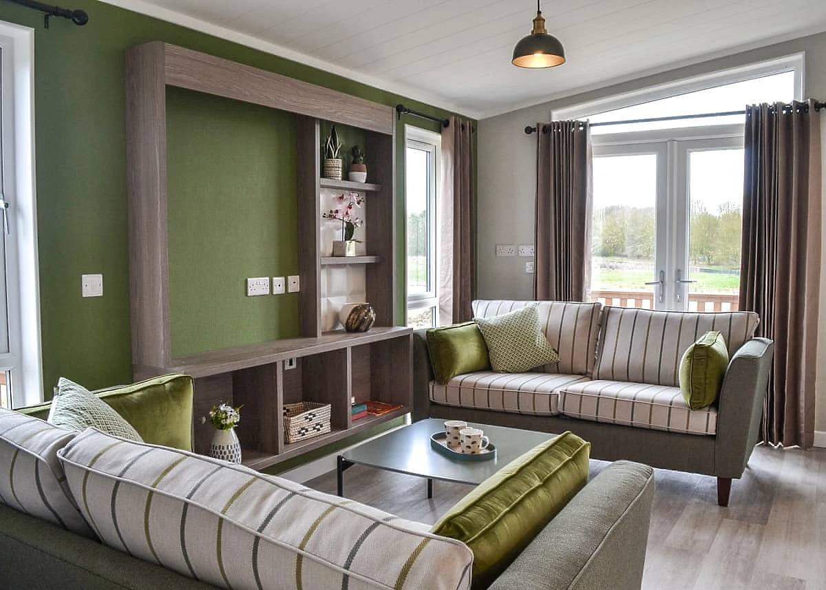 UK Lodges Near Cambridge - Countryside Charm Unveiled